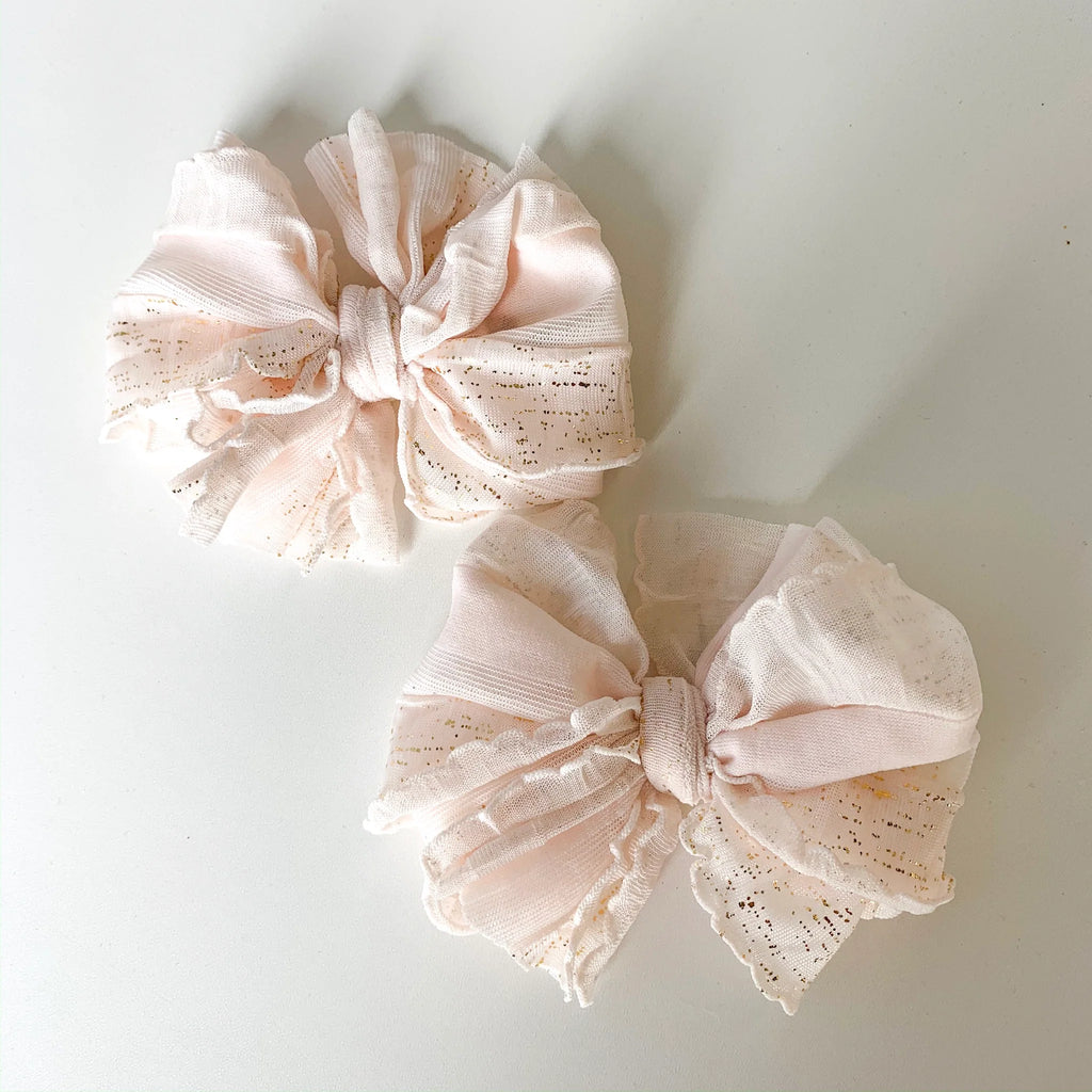 In Awe Ruffle Clip Bow Piggy Sets – Blessings and Butterflies